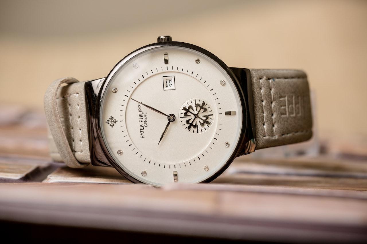 20 Best Swiss Watch Brands: From Affordable to Luxurious - Hewore