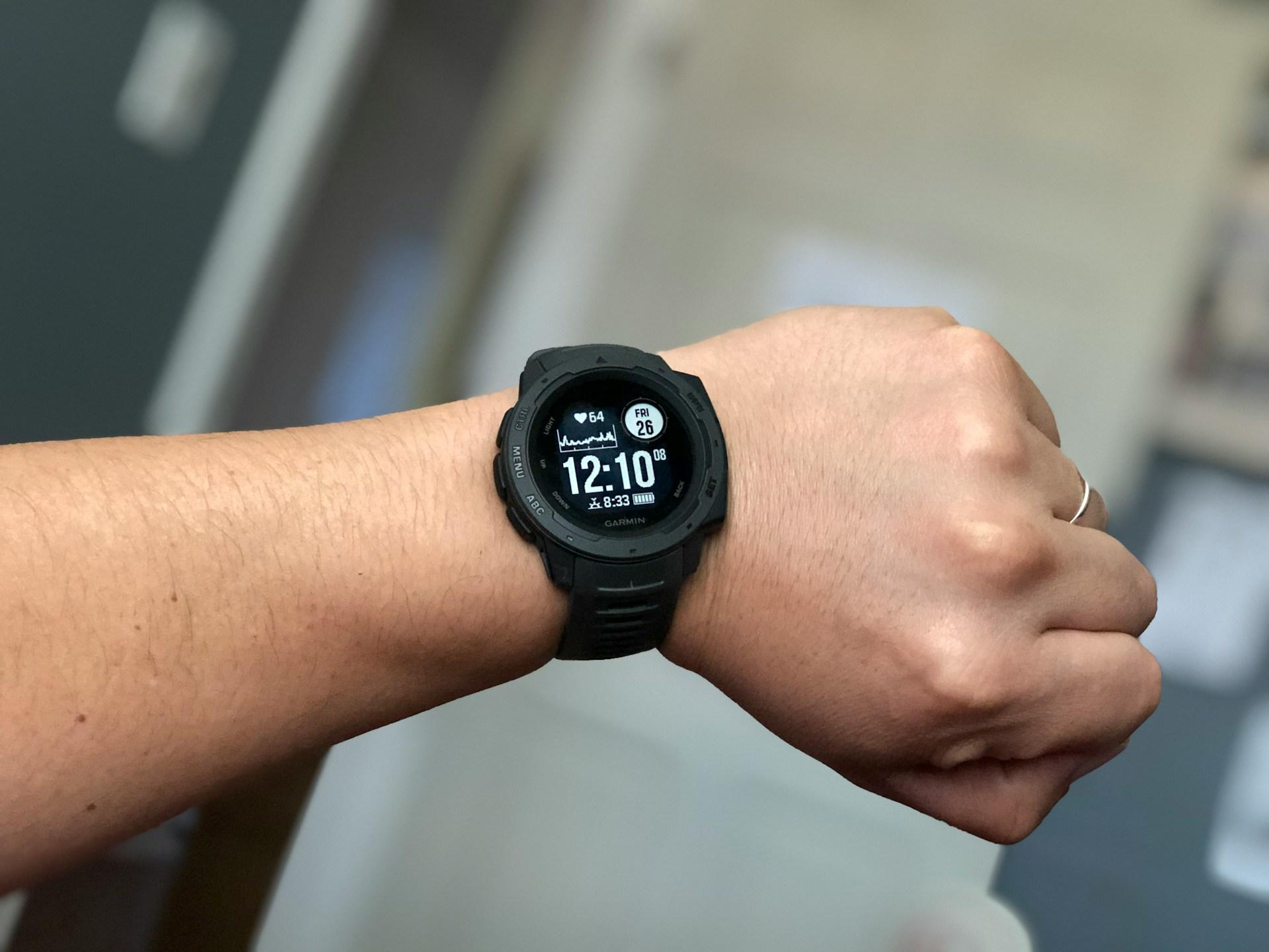Understanding Smartwatch Display Types: A Beginner's Guide - Hewore